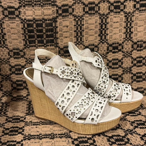 Ivanka Trump | Shoes | Ivanka Trump Wedge Sandals Sz 5 | Poshmark